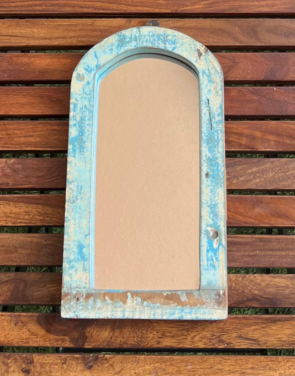 Wooden Distressed Mirror – Bangalore Hunts